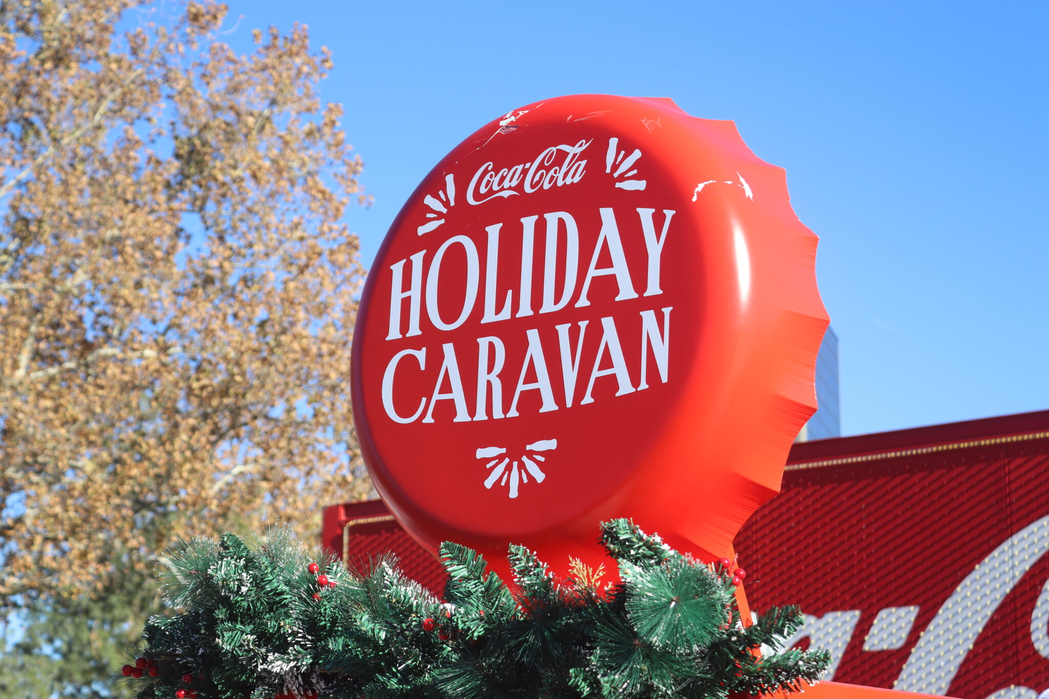 Spreading Holiday Cheer with the Coca-Cola Holiday Caravan - Heartland ...